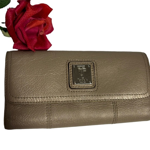 Tignanello | Bags | Tignanello Tan Pebble Leather Wallet Checkbook ...